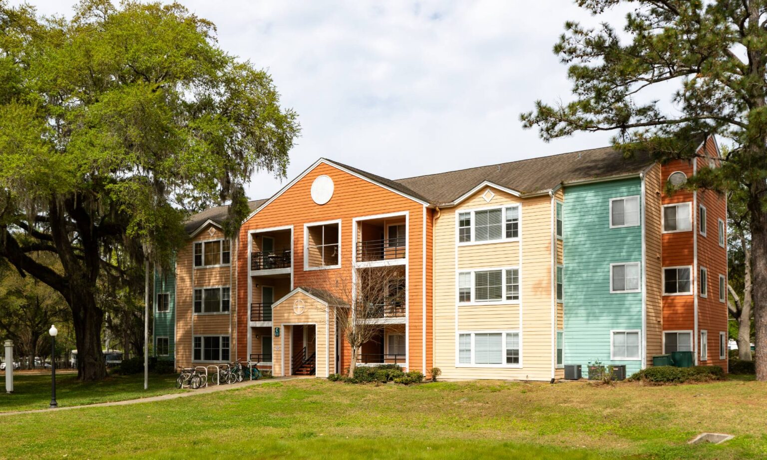 Gallery - University Commons